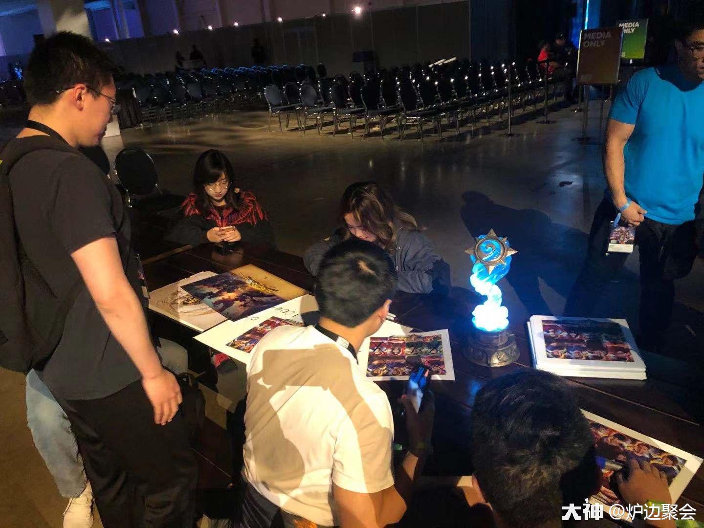 首位《炉石传说》特级大师赛冠军——Liooon（狮酱）专访_炉石传说 | 大神