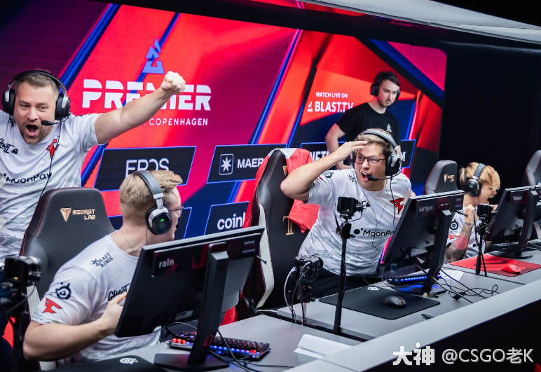 rain 评A4与A1:现在的两把枪非常平 衛_CSGO | 大神