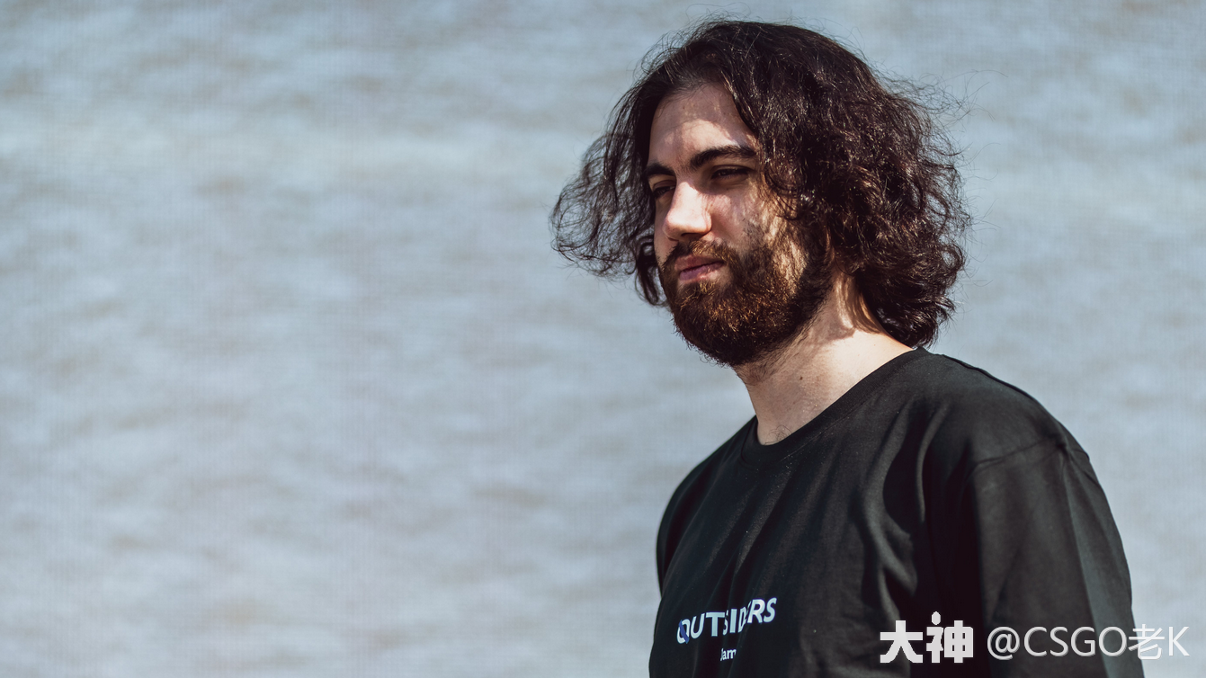 Jame ：观众应当改变对我们的某些刻板印象_CSGO | 大神