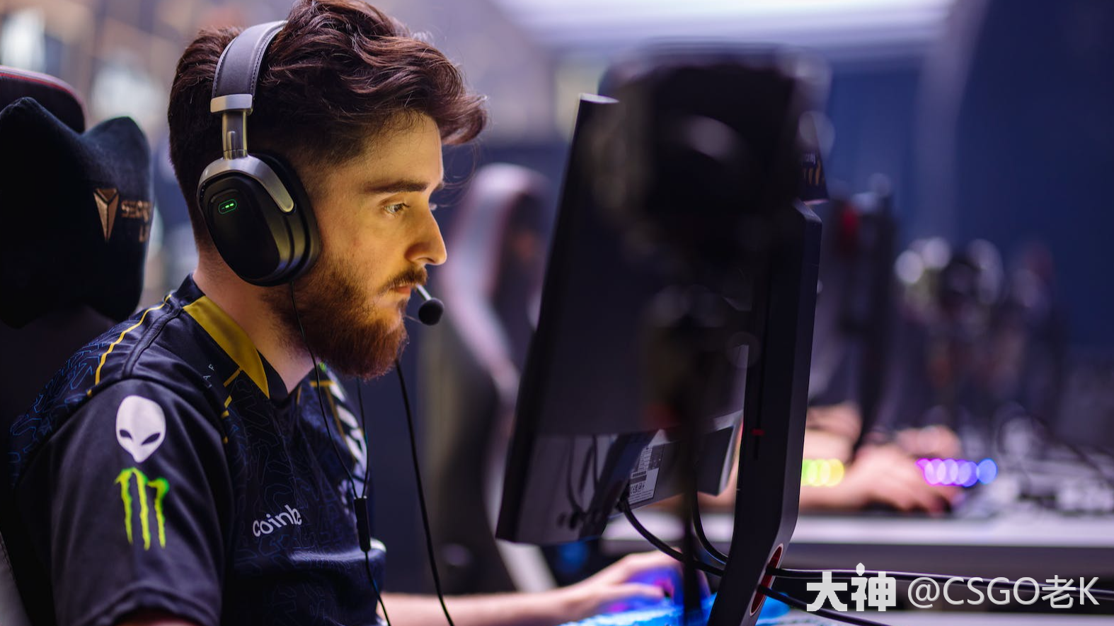 NAF : OG 心理素质稍逊；希望总决赛能教训 Twistzz_CSGO | 大神