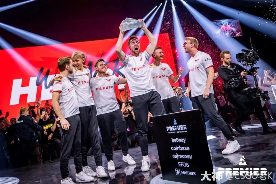 荣誉之路！2022年顶级赛事冠军回顾_CSGO | 大神